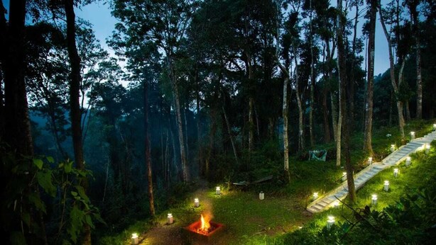 Quarto, 1 quarto, fumadores, varanda | Terrenos do alojamento