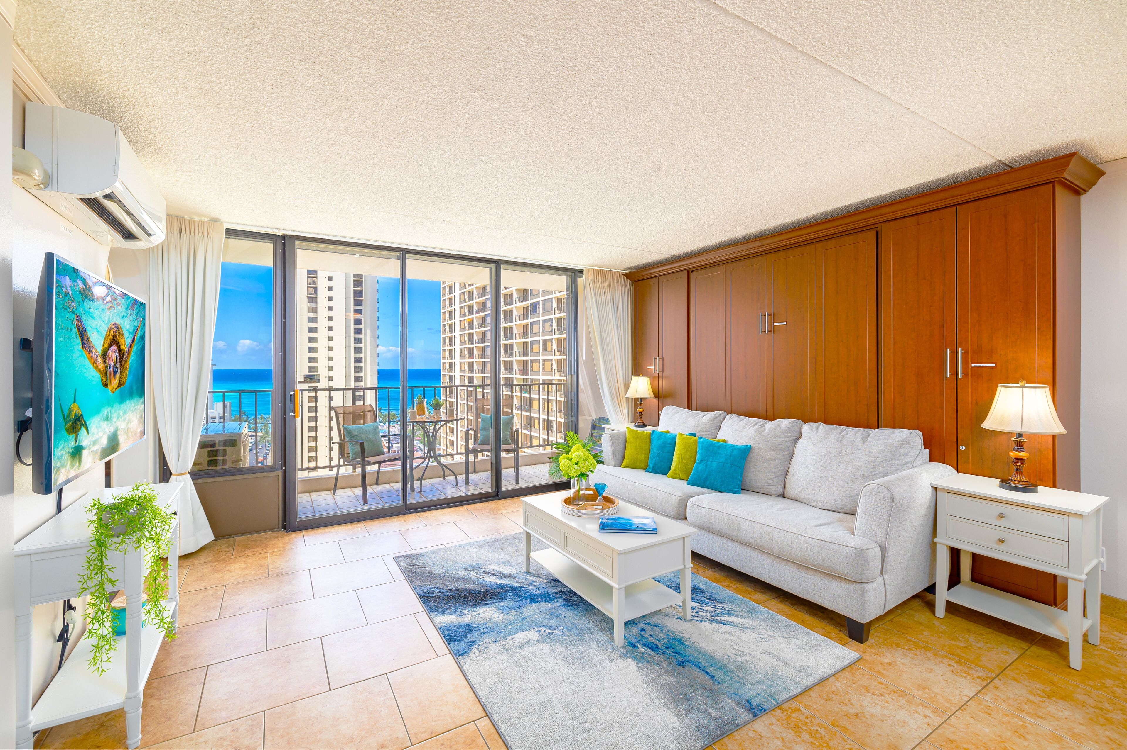 Upscale Waikiki Banyan - Ocean Views And Parking - Hawaii