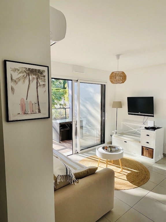 Appartement Dans Résidence Avec Piscine, à 300m De La Plage Du Débarquement - Pampelonne Beach