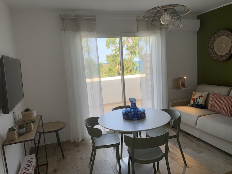 Apartment Les Pieds Dans L'eau - Sea View - 2 To 4 People - Korsika