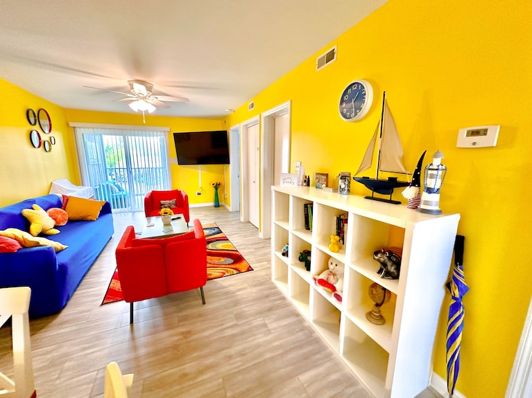 Stylish 2br Condo Near Beach/large Pool & Patio/ Pet Friendly - Delaware