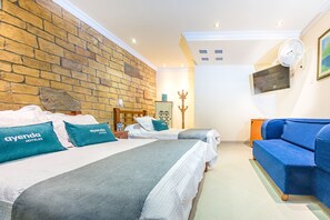 Quarto Triplo Standard | Roupa hipoalergénica, Wi-fi grátis, roupa de cama fornecida 
