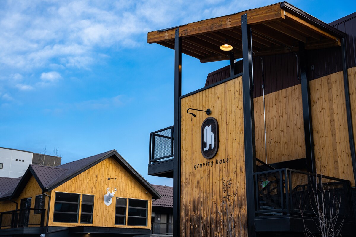 Gravity Haus Winter Park Reviews, Deals & Photos 2023 - Expedia