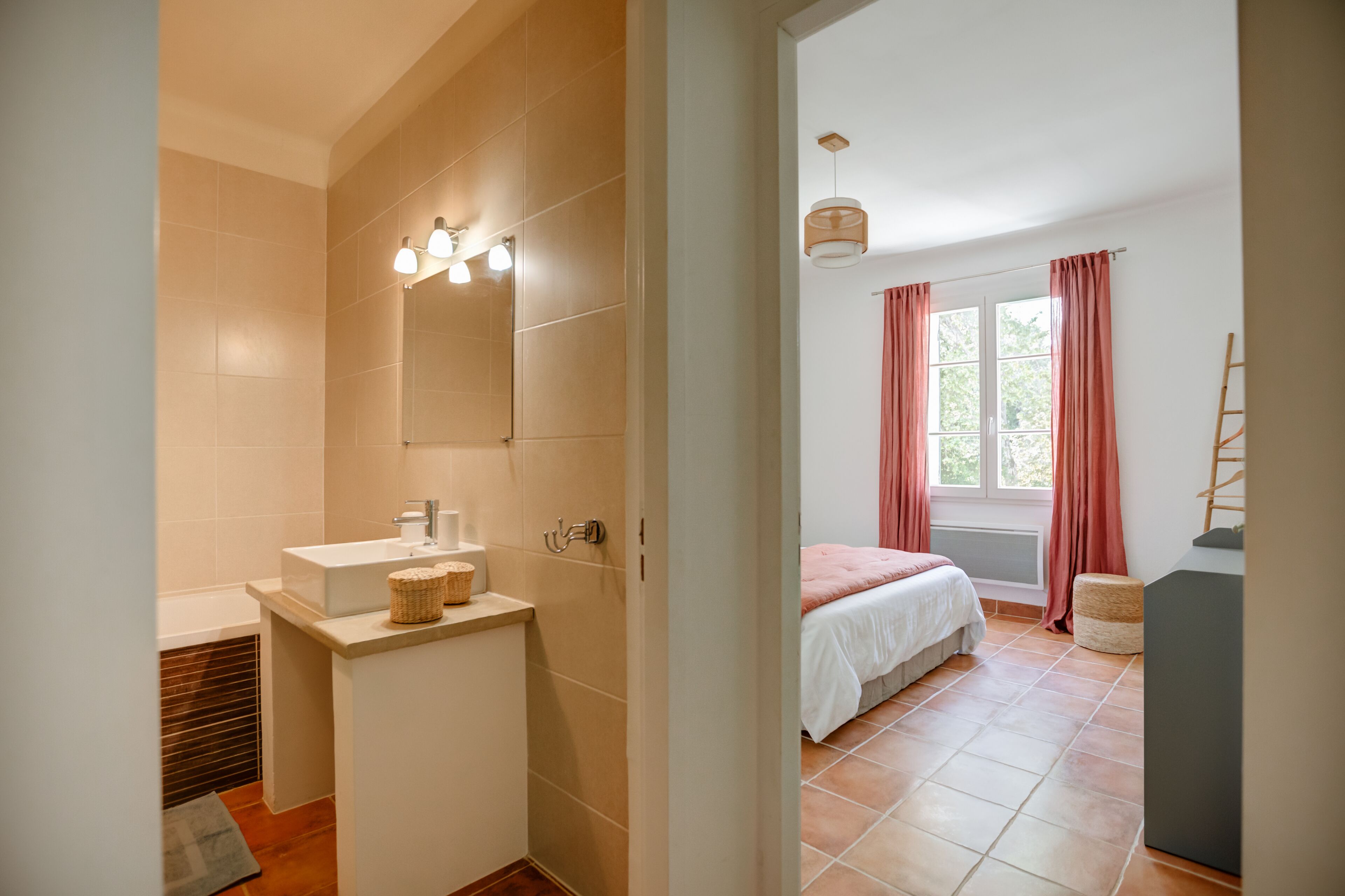 Gîte De Campagne Tout Confort Comme Un Appartement - Pont-Saint-Esprit