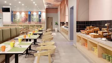 Pequeno-almoço tipo buffet diário (140000 IDR por pessoa)