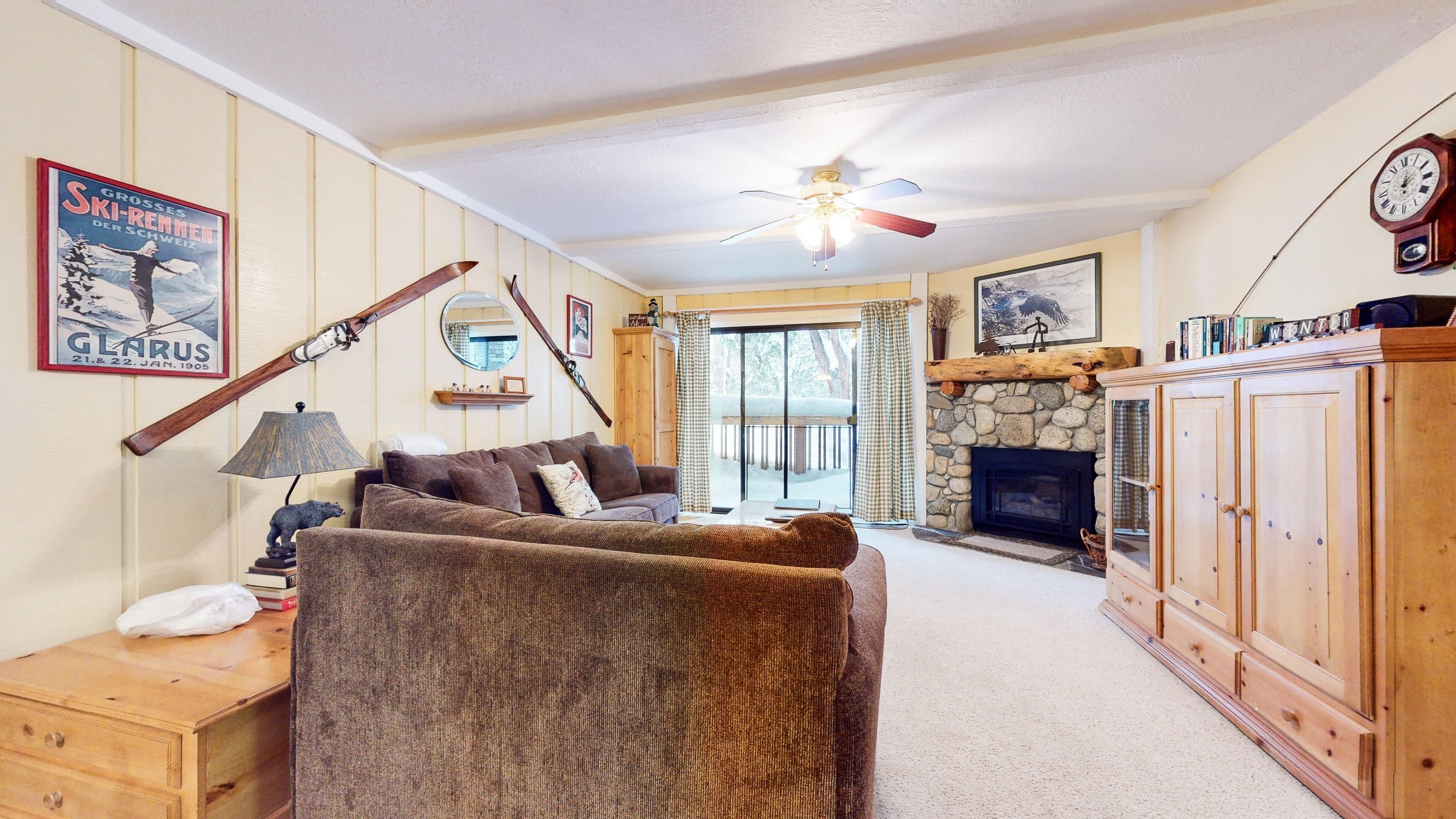 Summit 3 Cozy And Quaint, Walk To Eagle Lodge By Redawning - Mammoth Mountain, CA