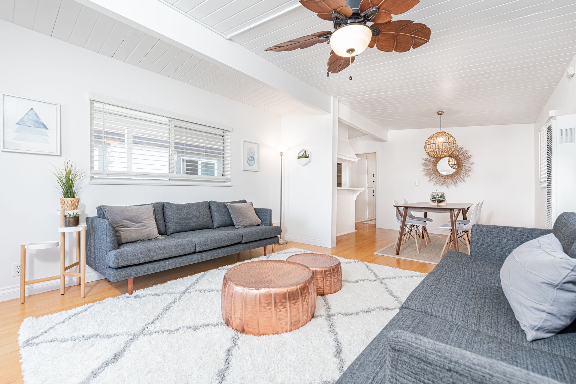 Newly Renovated Beach House | 1 Block To Beach | Sunny & Relaxing | Walk To All The Fun! - Costa Mesa, CA