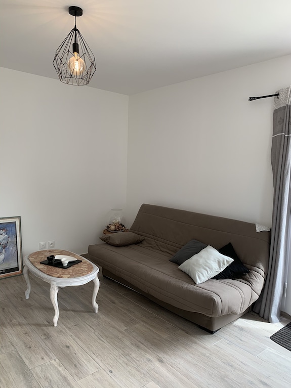 Bas De Villa à La Campagne - Rognac