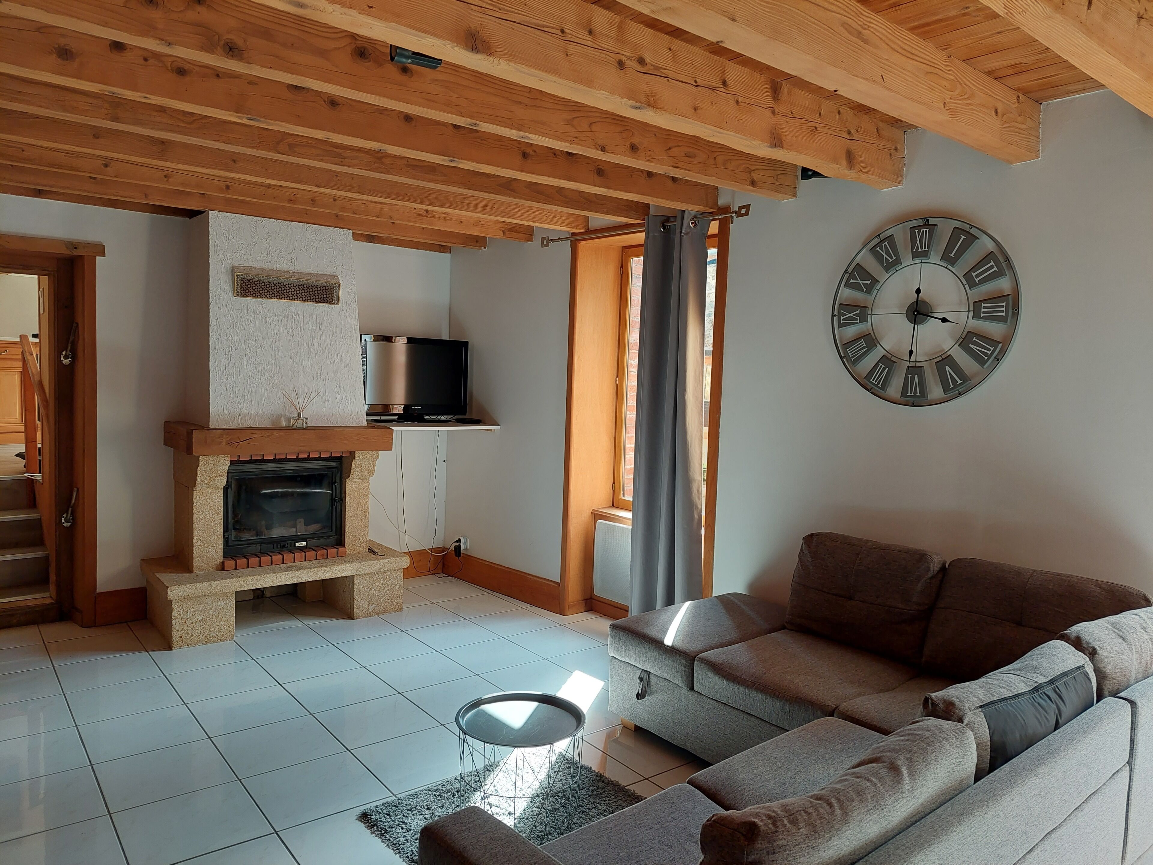 Maison De Village Au Cœur Du Beaujolais Vert, à Côté Des Sentiers De Randonnées - Beaujolais