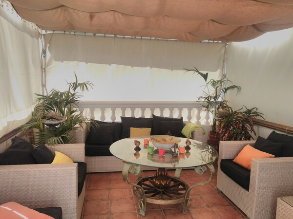 1 Dormitorio Y Terraza Grande, En 2ª Línea - Fuengirola