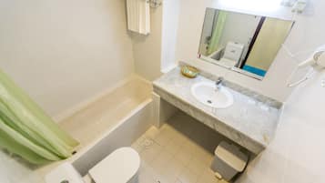 Quarto Individual Básico | Casa de banho