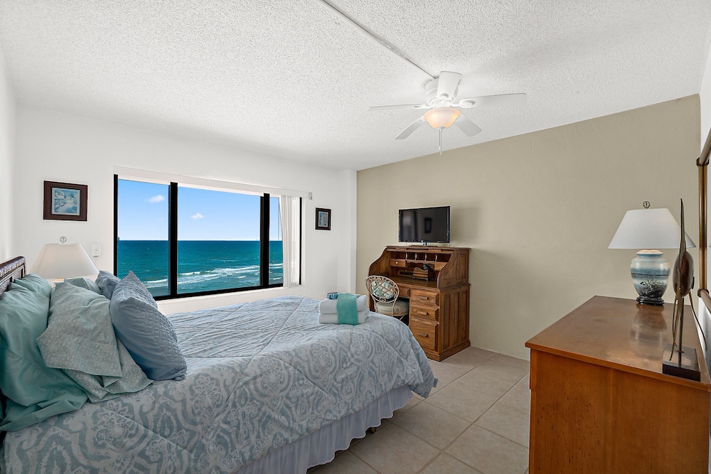 4 Bedrooms - 3.5 Baths - Penthouse Endless Ocean Views - Intracoastal Views - Flagler Beach, FL