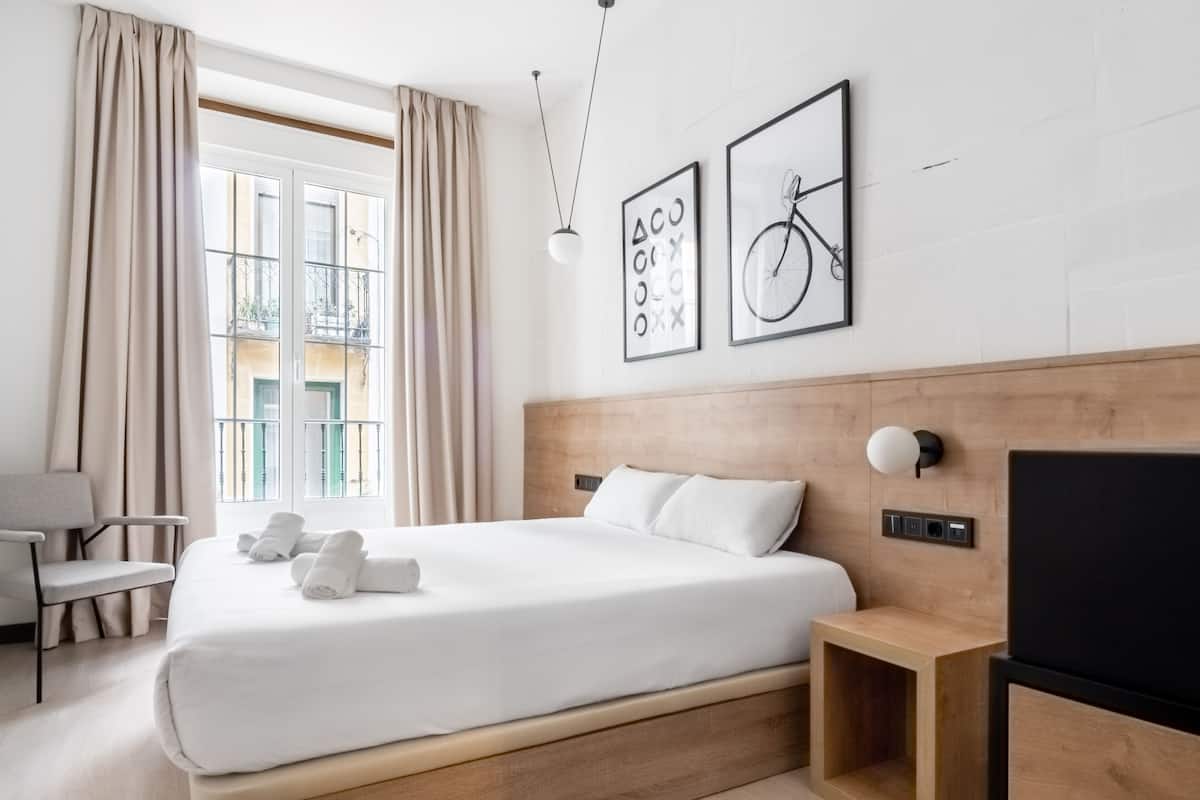 Apartamento, 1 quarto, sacada (XL) | 1 quarto, escrivaninha, espaço de trabalho para notebook