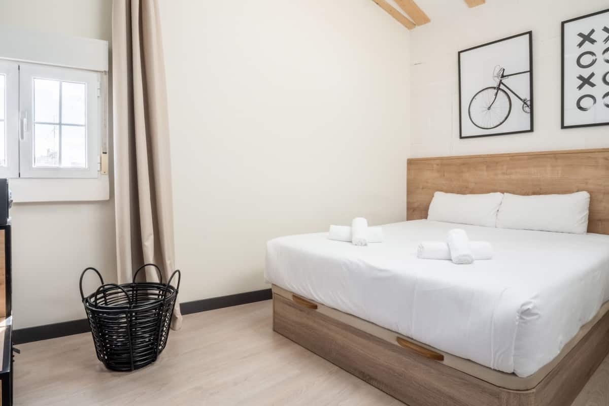 Apartamento, 1 quarto (S) | 1 quarto, escrivaninha, espaço de trabalho para notebook