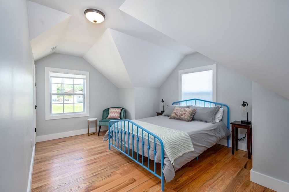 Downtown House In Brevard - Lumberyard Arts District - Brevard, NC