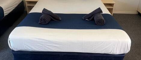 Televisor LED de 40 polegadas com canais por cabo, televisor