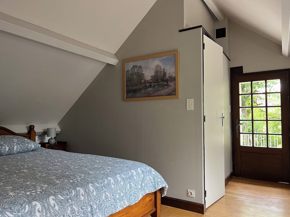 A Quiet Village House Located In Le Parc Régional Du Morvan - Côte-d'Or