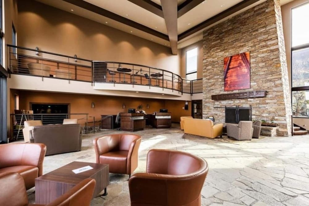 Amazing! Close To Everything! Immaculate Free Shuttle Hottub Pool Trails! - Park City, UT