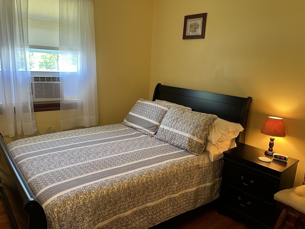 Jr's Place Under 5 Minutes To Dreams Park Or Cooperstown, Game Room - Cooperstown, NY