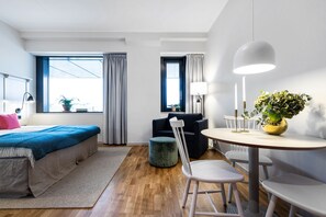 Studio Large | Cortinas/cortinados opacos, quartos insonorizados 