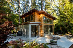 Modern Shipping Container Studio with Ocean Views - Halfmoon Bay | Vrbo