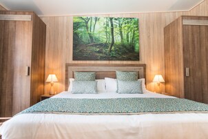 Berços (sobretaxa), Wi-Fi de cortesia, roupa de cama