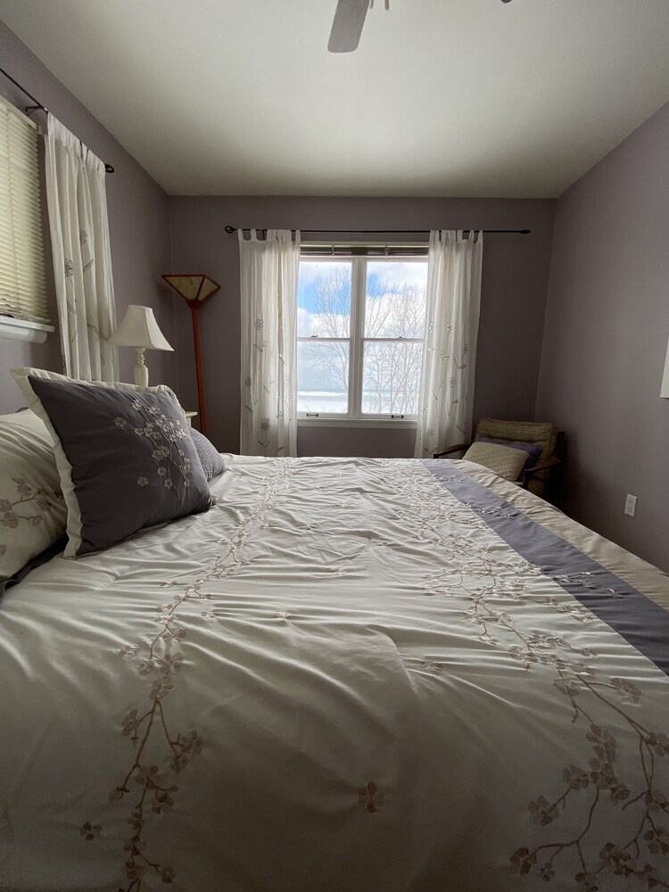 🌅Private Beach! Stunning Views! Firepit! Lake Michigan Paradise! ⛵️ - Lake Michigan Beach, MI