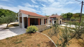 Villa (Five Bedroom Villa with Pool) | Exterior