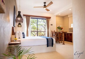 Quarto luxo | Vista para a rua