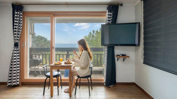 Gangneung Undukmaru Pension - Gangneung-si