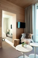 Suíte | Área de estar | TV de tela plana, serviços de streaming