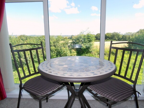 Sleeps6- Countryside Privacy- 30mintobeach - England