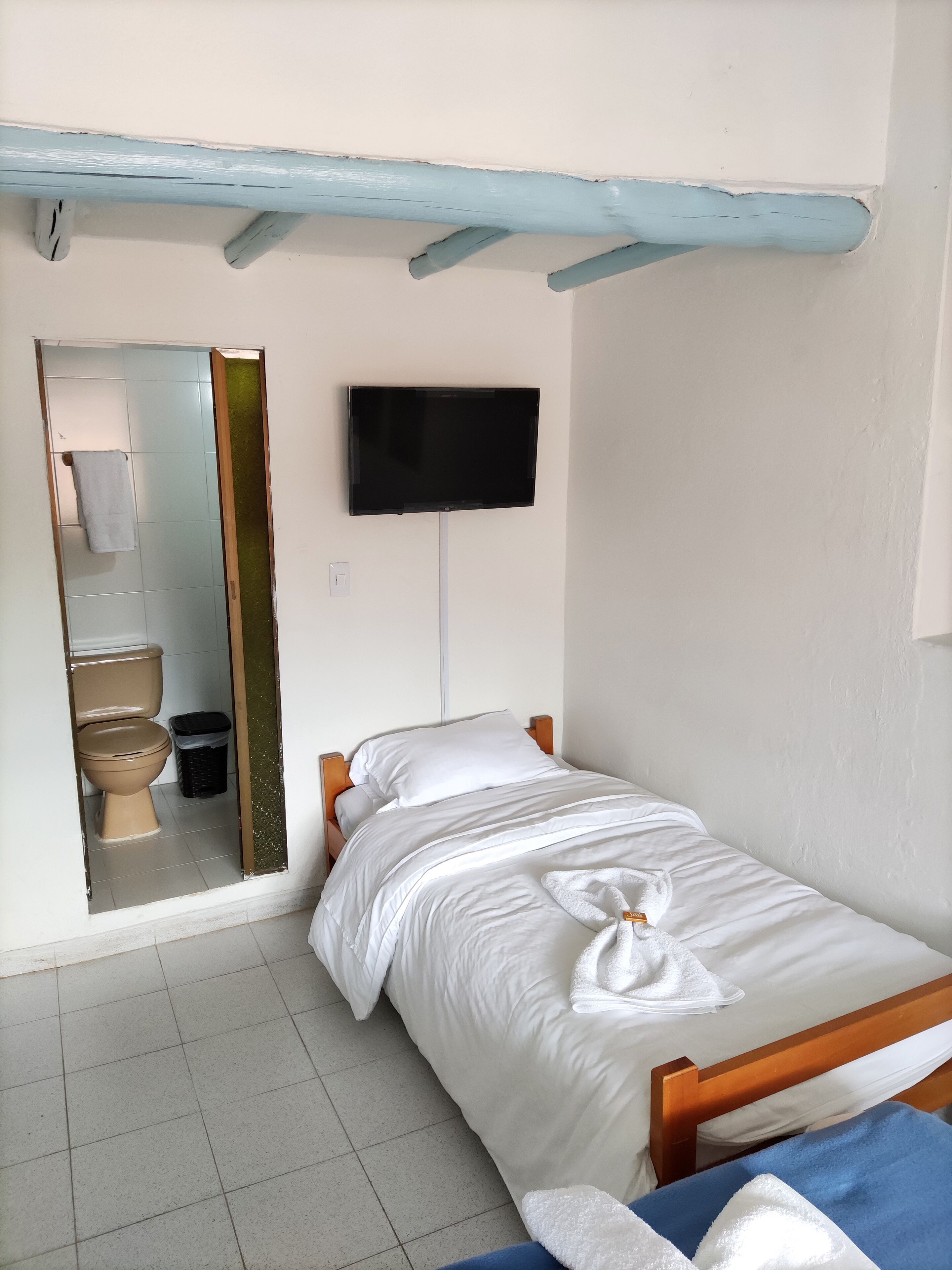 Wi-Fi de cortesia, roupa de cama