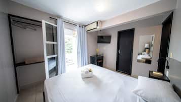 Quarto casal standard | Frigobar, Wi-Fi de cortesia, roupa de cama