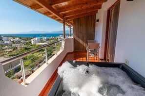 Quarto casal, banheira de imersão | Terraço/pátio