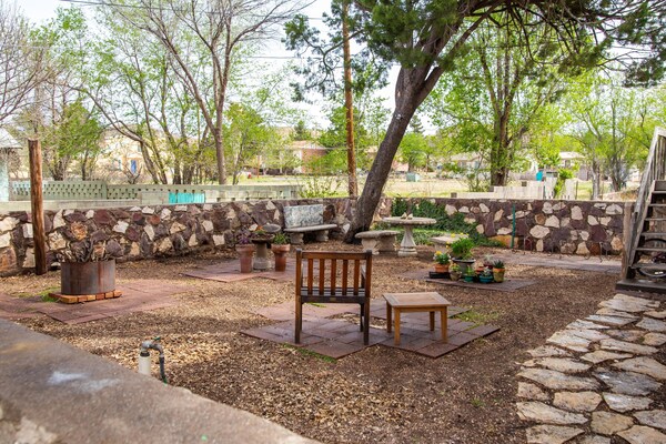 Langridge Lodge Studio Residence By Redawning - Alpine, TX