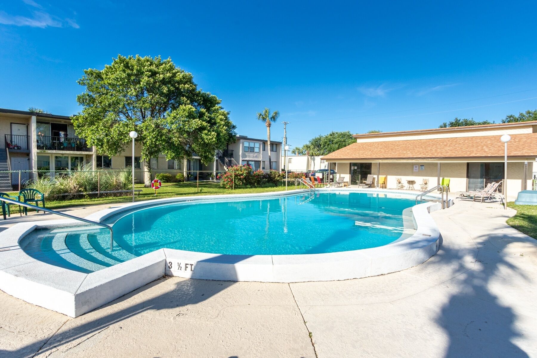 Apartamento em Condomínio Fechado, 2 quartos | Piscina