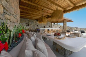 Villa | Refeições ao ar livre