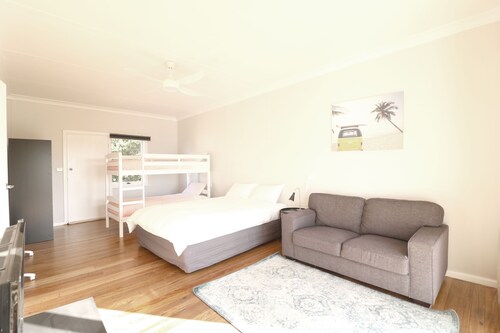 Kibanda On Lakeview - Fully Fenced Pet Friendly - 5+ Nights - Merimbula