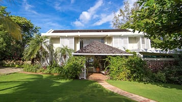 Vila, várias camas (Seagrapes Villa) | Fachada