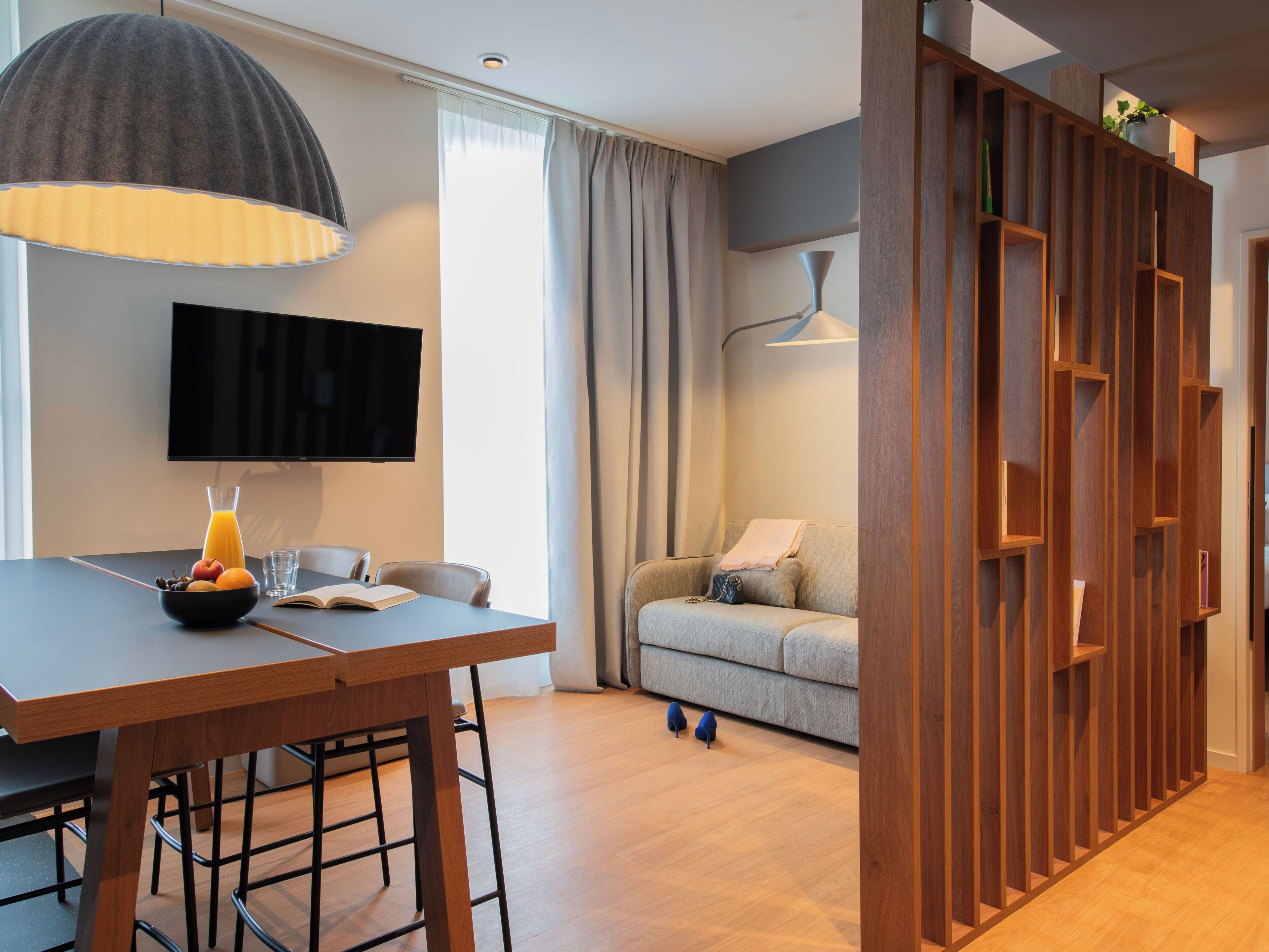 Apartamento Superior, 1 quarto (4 People) | Roupa de alta qualidade, secretária, quartos insonorizados 