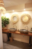 Apartamento família, terraço | Banheiro