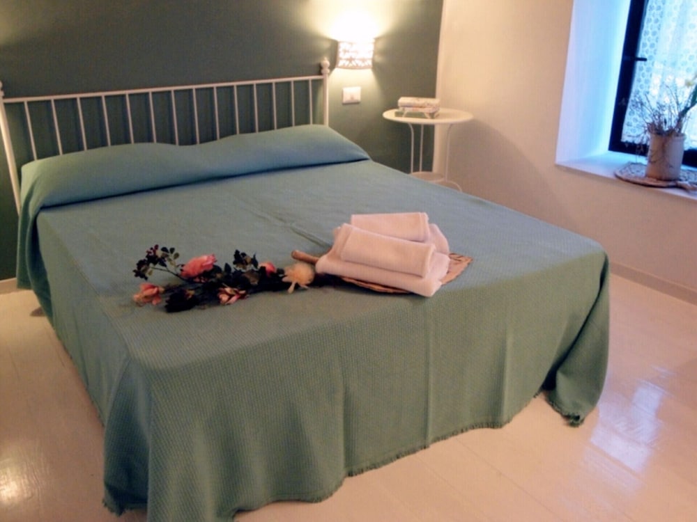 Oasis Of Peace And Relaxation Just 3 Minutes From The Beach. - Belvedere