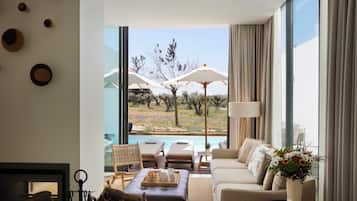 Villa, 2 quartos, piscina privativa | Sala de estar | TV de ecrã plano