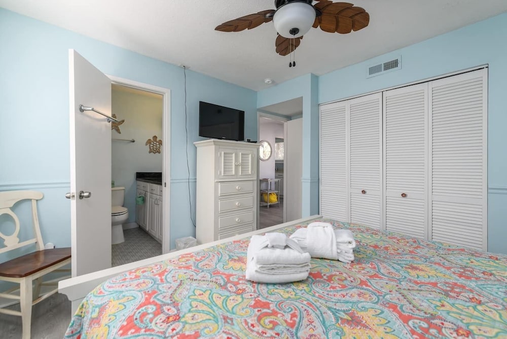 Seascapes 3061 - Roomy Villa Close To Beach - Hilton Head Island, SC