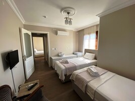 1 quarto, roupa de alta qualidade, secretária, quartos insonorizados 