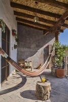 Juana | Terraço/pátio interior