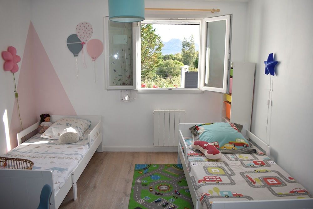 Magnifique Villa Climatisée Avec Piscine Chauffée. - Calvi