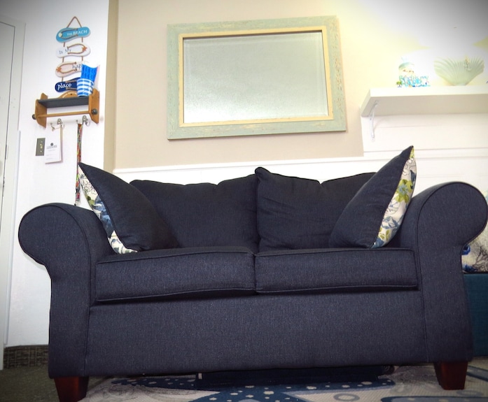 1445 Elegant On The Beach Corner Queen Suite, Near Airport With Fireplace - Myrtle Beach, SC