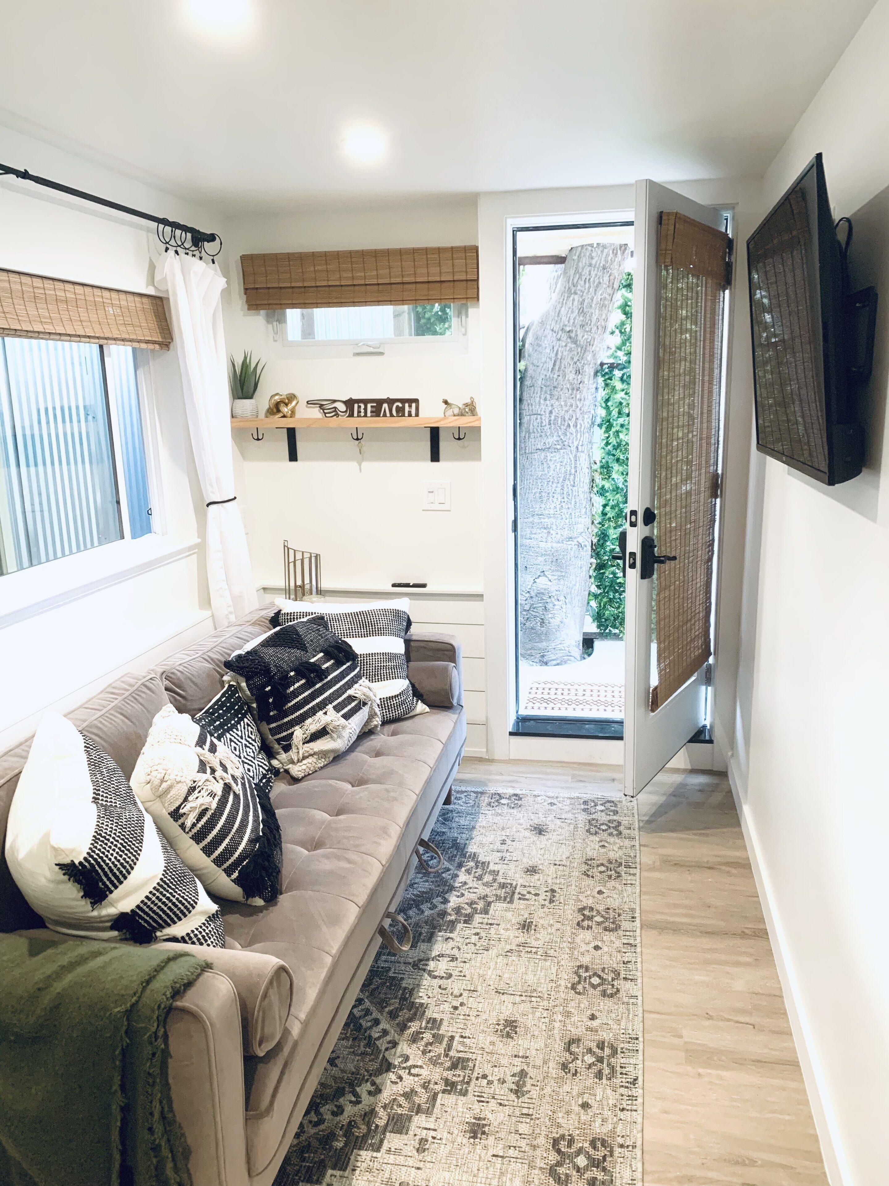 Private Hideaway Close To Downtown Napa And Bottlerock! $2600-2900 Monthly - Napa Valley, CA